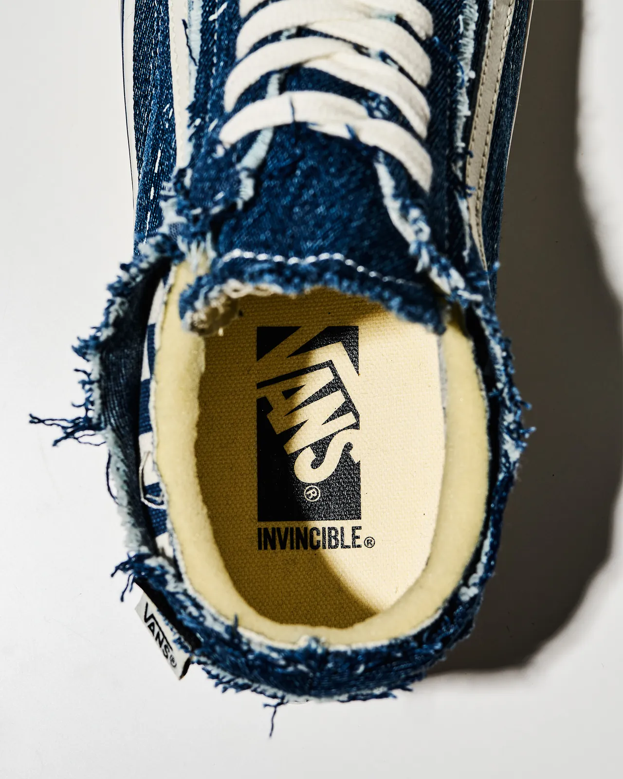 Vans × INVINCIBLE ‘Old Skool’ Variation… Applying Worn Layer Open Structure