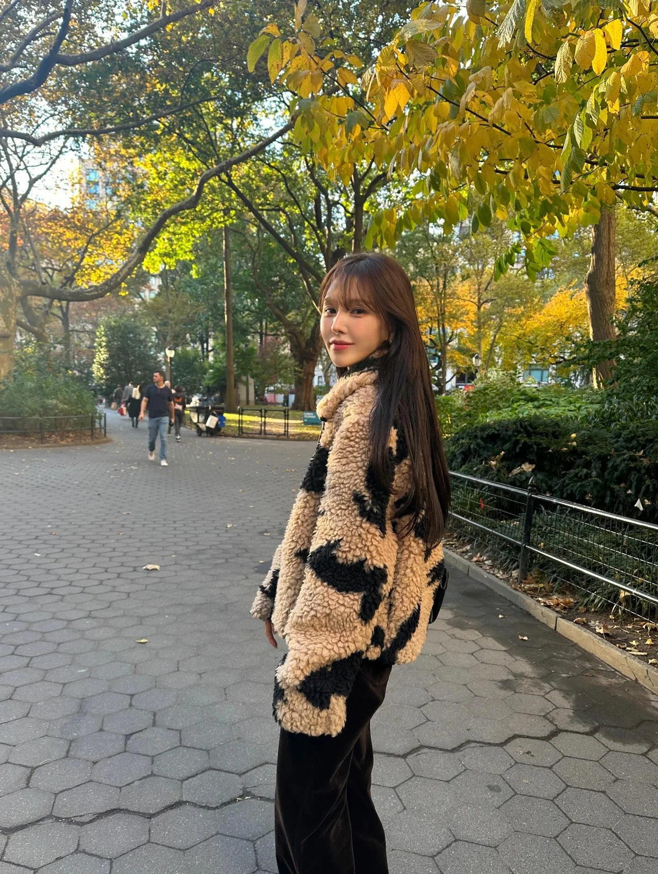 Red Velvet Wendy Melting Winter in New York with Teddy Bear Cody